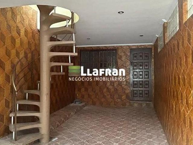Sobrado 02 dorm e bem localizado Taboão da Serra