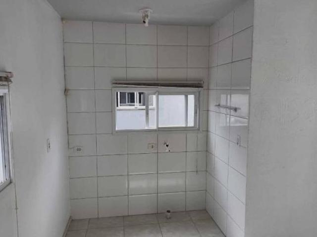 Sobrado 02 dormitórios para venda ou locação, no bairro Esplanada, Caxias do Sul