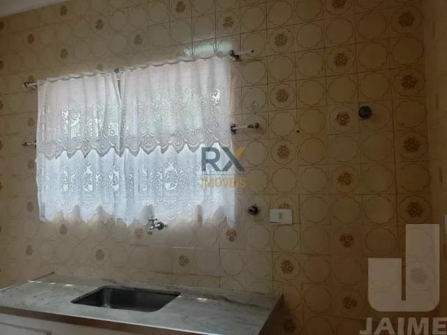 Sobrado 03 dormitórios, 02 vagas em Vila Madalena