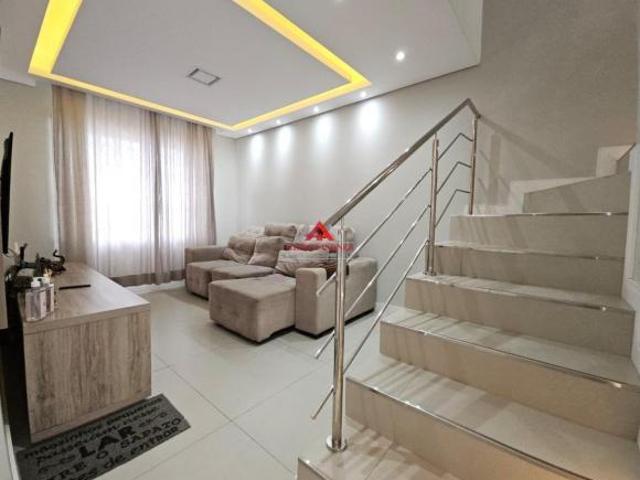 Sobrado 03 Dormitórios e 1 suíte com 146m², Semimobiliado Bom Jesus São José dos Pinhais