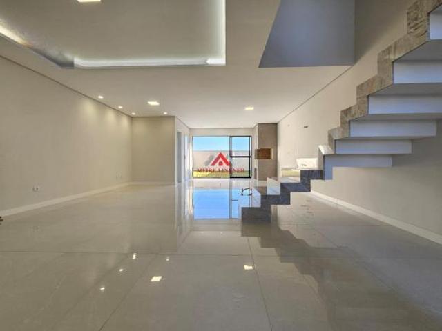 Sobrado 03 Dormitórios e 1 suíte com 170m² Aristocrata São José dos Pinhais