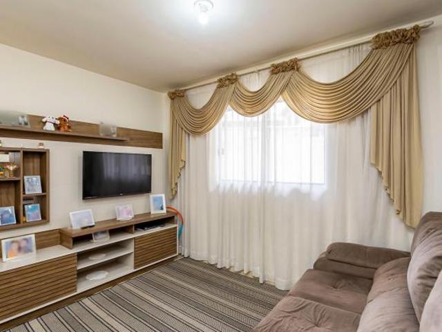 SOBRADO 03 DORMITORIOS 01 SUITE 03 VAGAS 366M² BAIRRO PINHEIRINHO CURITIBA
