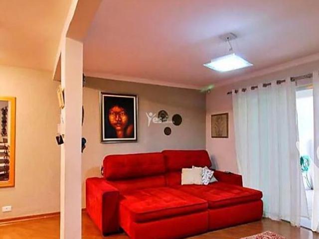 Sobrado, 03 dormitórios, 02 vagas, com planejados, varanda ampla, Vila Floresta