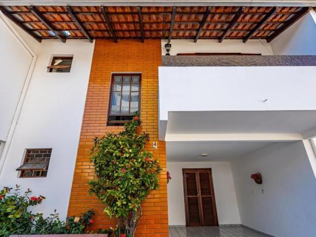 Sobrado 03 quartos Matinhos Caioba Condominio Auguste Renoir