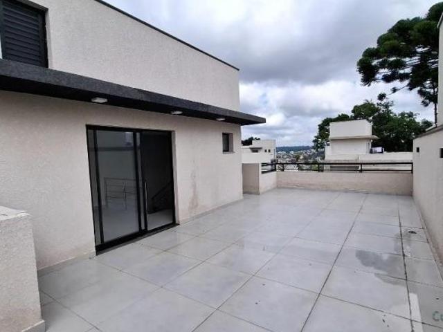 Sobrado 03 suítes, com ático, terraço, em condomínio no Pilarzinho em Curitiba PR