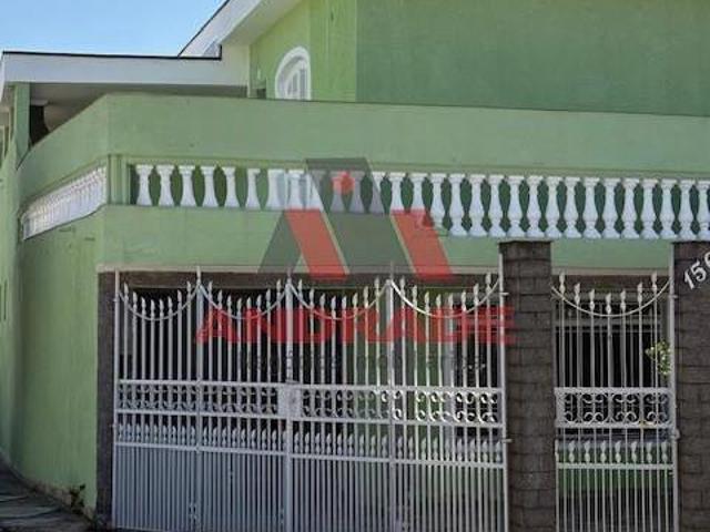 Sobrado 142m², 3 Suítes Parque São Vicente, Mauá