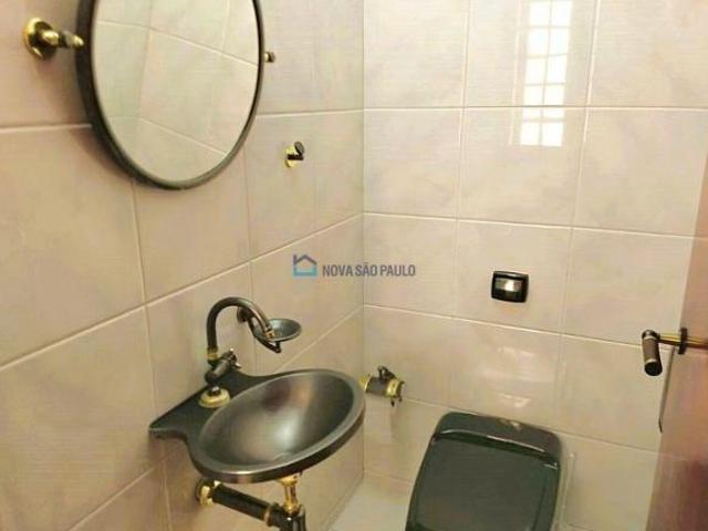 Sobrado 150 m² 03 dormitórios 01 suíte 03 vagas 580 metros metrô Alto Ipiranga