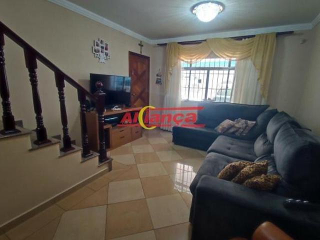 Sobrado 150m², com 3 quartos e 1 suíte à venda no Macedo