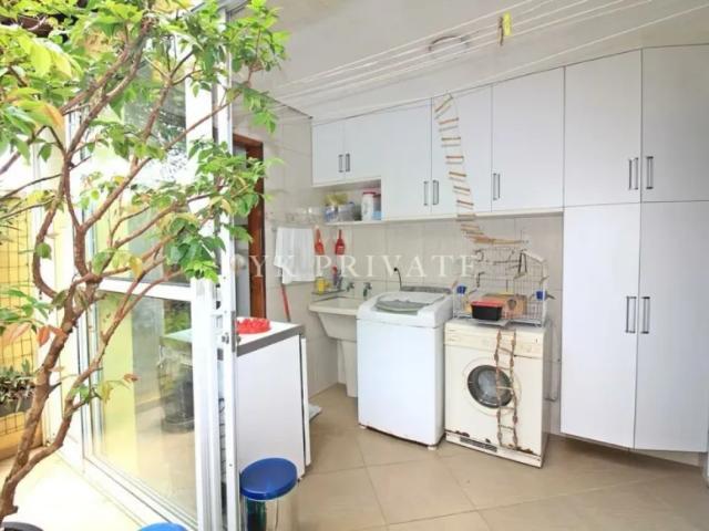 Sobrado / 154m² / 3 dormitórios / Sendo 3 suítes / 2 vagas / Ipiranga / Próximo ao Metrô