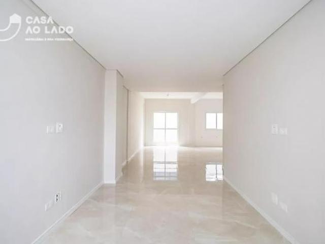 Sobrado 156m² com 3 quartos no Portão Curitiba/PR