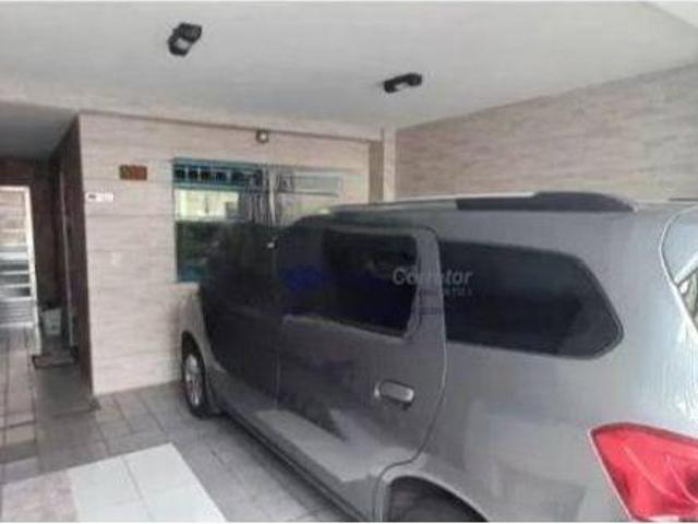 Sobrado 161m² 3 dormitórios com suíte e 2 vagas em Rua Tranquila no Tremembé SP