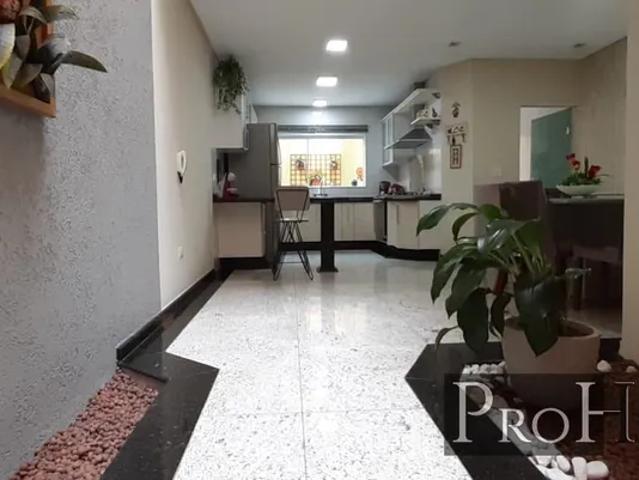 Sobrado 161m² 3 suítes – R$ 990.000,00