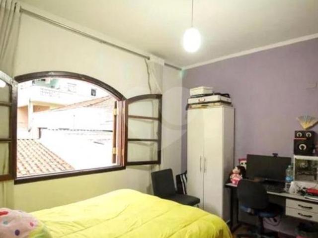 Sobrado 170 m² | 3 Dormitórios 1 Suíte | | Espaço Gourmet | 6 Vagas | Próx. Metrô Parada I