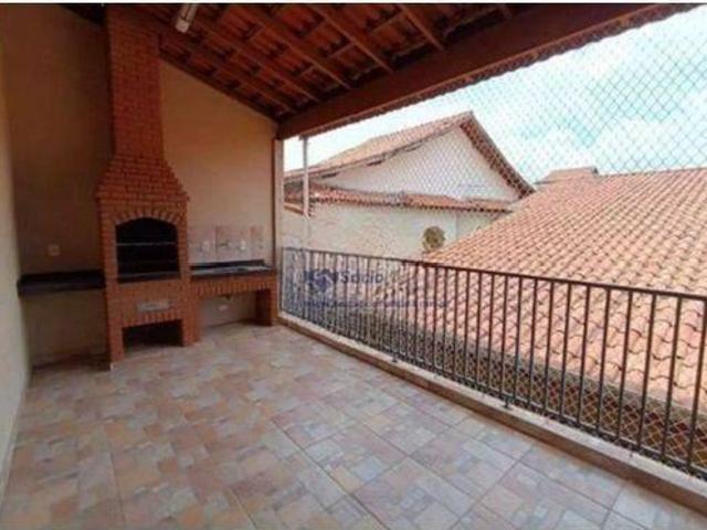 Sobrado 190m² 4 dormitórios 1 suíte, sala ampla, 3 vagas de Garagem e Churrasqueira