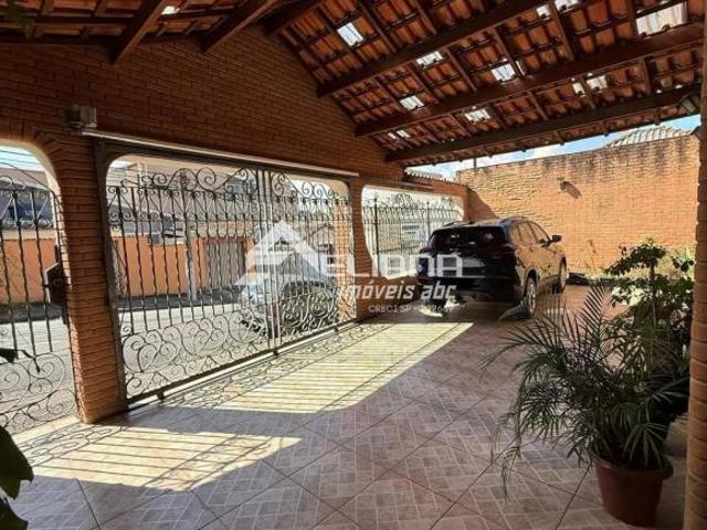 Sobrado 198 m² com 3 quartos e 3 vagas B. Silveira