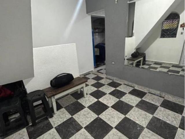 Sobrado 100% independente a venda excelente localização