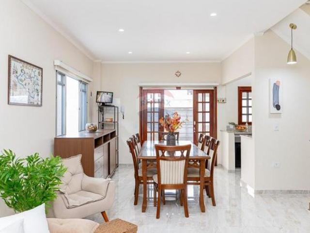 SOBRADO 100% REFORMADO de 200m² no Jardim Caravelas Granja Julieta SP
