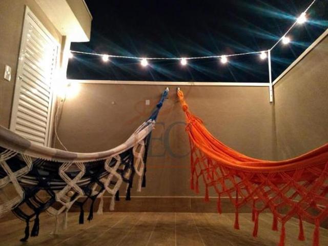 Sobrado 118m² com suíte, espaço gourmet e 3 vagas em Camilópolis