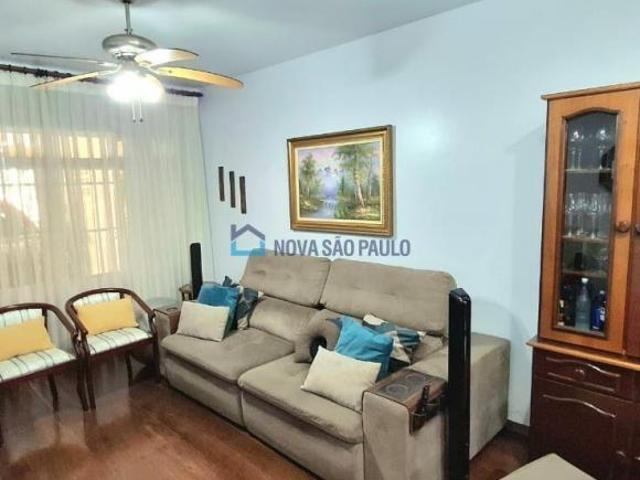 Sobrado 118m² na Vila Santa Catarina | 2 Quartos | Quintal | Churrasqueira | 2 Vagas