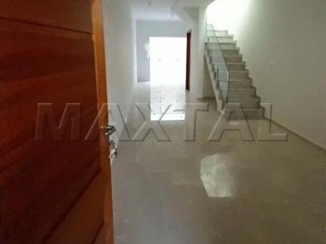 Sobrado 124m², 03 quartos, 01 suíte, sala ampla, cozinha conjugada, 02 vagas de garagem porcelanato