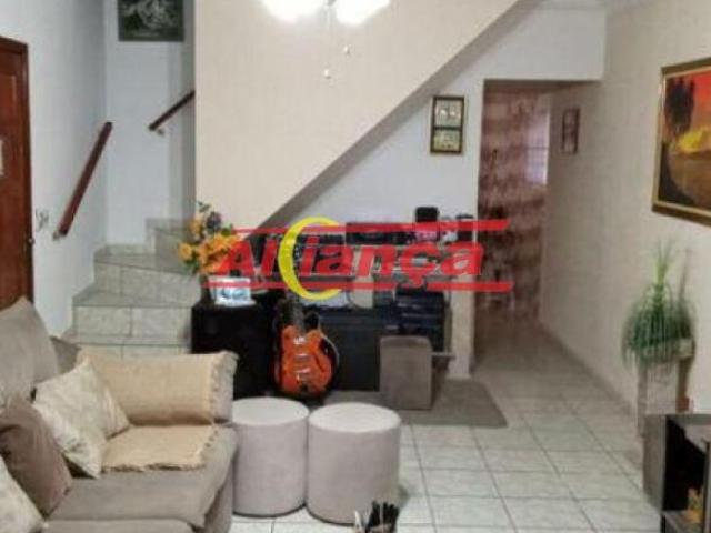 Sobrado 125m² 2 dormitórios 1 suíte 2 vagas Jardim Santa Cecilia