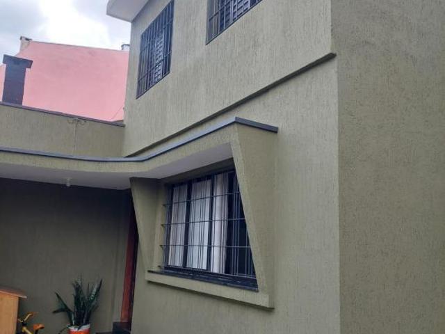 Sobrado 130 m² 2 Dormitórios grades REFORMADA