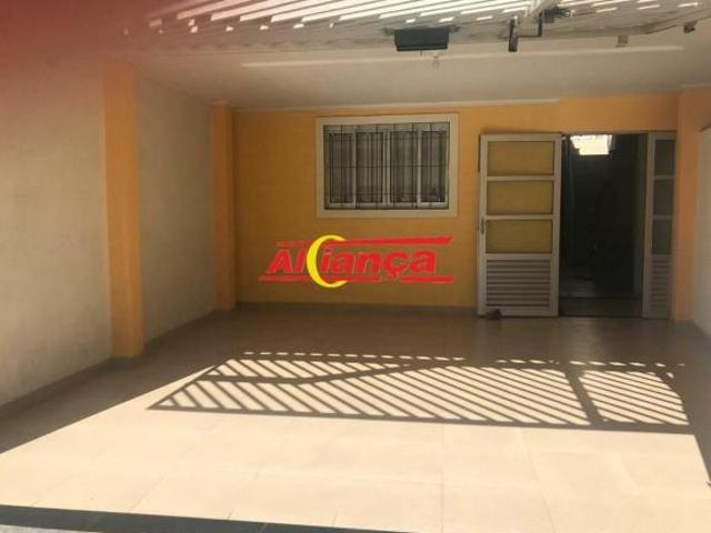 Sobrado 130m², com 3 dormitórios e 1 suíte à venda no Jardim Almeida Prado