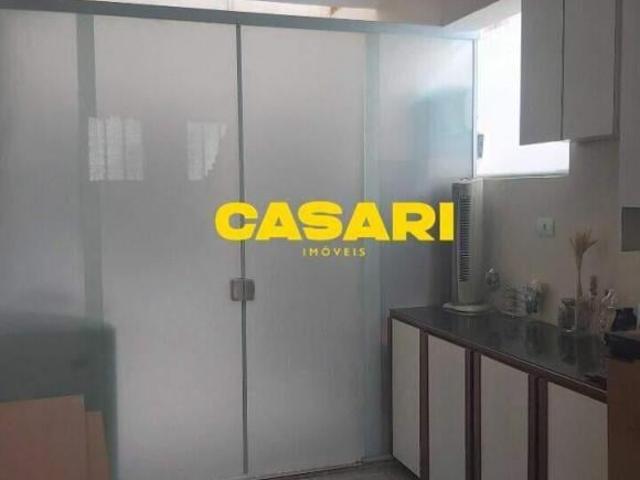 Sobrado 240 m² com 3 dormitórios e área gourmet completa à venda na Vila Scarpelli Santo André/SP