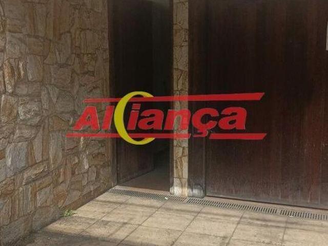 Sobrado 240m² 4 dormitórios na Vila Carrão/SP