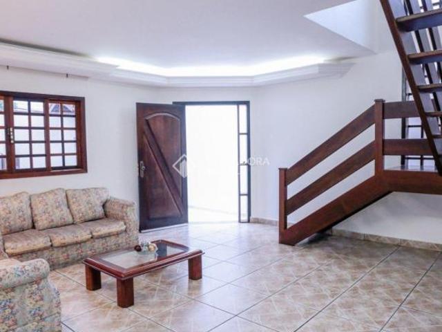 Sobrado 241m², 3dormitórios, 3 suítes, 3 vagas, Nova Petgrópolis, S. B. do Campo