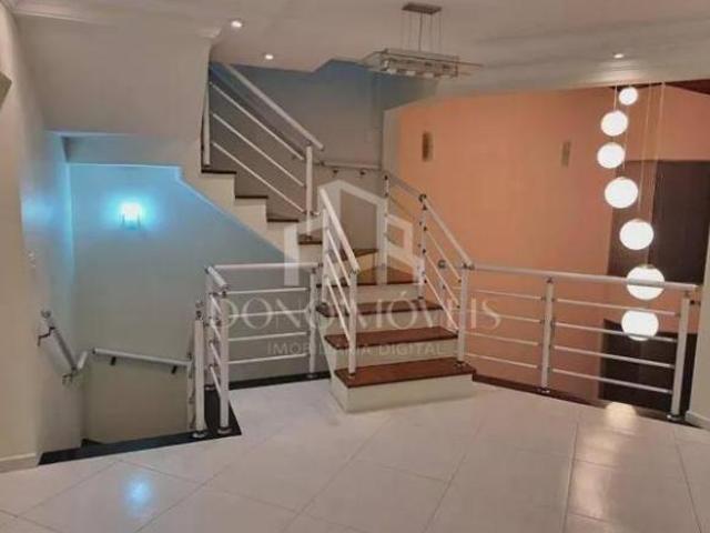 Sobrado 250 m² 3 suítes 5 vagas Parque dos Pássaros SBC