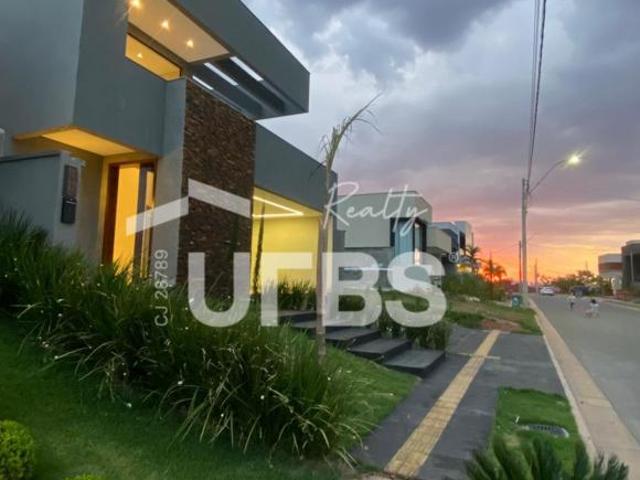 SOBRADO 250MT 3 SUITES JARDINS PORTO
