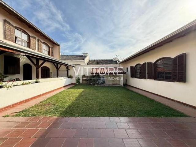 Sobrado 250m² 04 dormitórios Aristocrata São José dos Pinhais