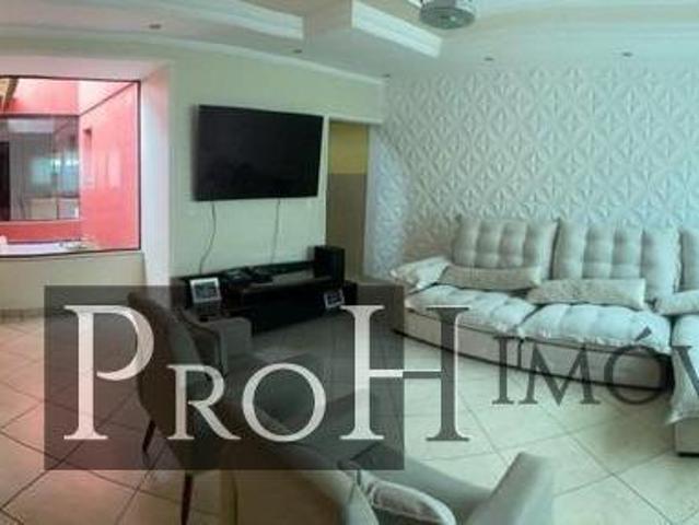 Sobrado 262m² 4 suítes – R$ 880.000,00
