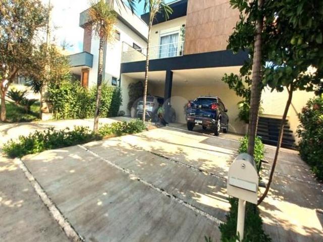 Sobrado 270m² e área de 360m² Completo no Condomínio Terra Magna | 3 Suítes Duas no térreo | Pisci