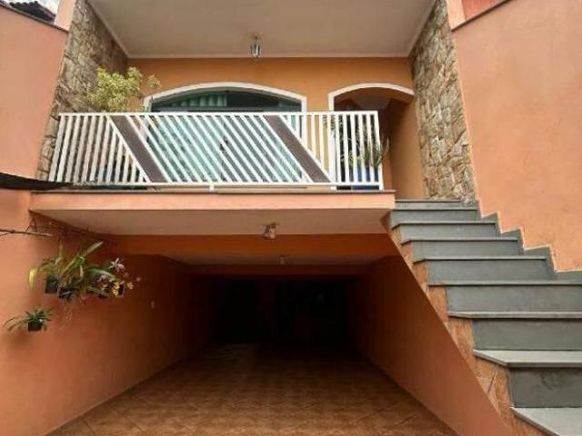 Sobrado 291m² Localizado no bairro Nossa Senhora das Vitórias Mauá SP