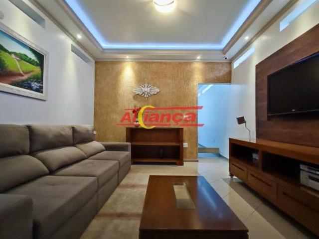 Sobrado 294m², com 3 dormitórios e 1 suíte à venda no Parque Santo Antônio