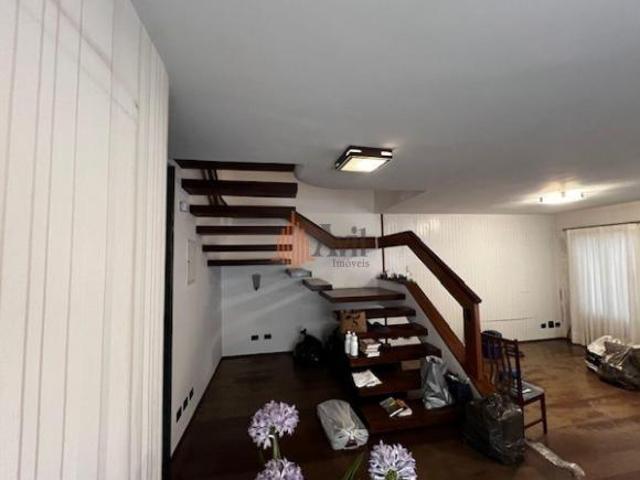 Sobrado 295m² com 3 quartos, 1 suíte à Venda no Tatuapé