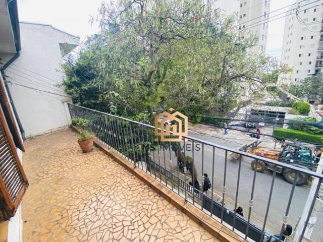 Sobrado 200m², 3 Quartos com varanda, 3 Banheiros, Sala, Cozinha, Quintal, Edícula, 2 Vagas, para Ve