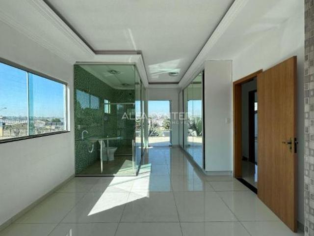 Sobrado 200m² — Vila Jaraguá | 3 Quartos, 2 Suítes