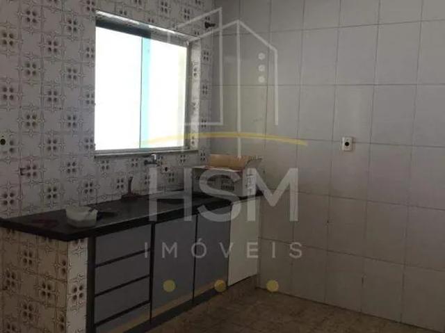 Sobrado 206m² Santa Terezinha R$ 680.000,00