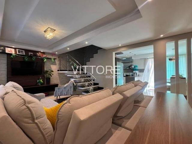 Sobrado 213m² 04 domritórios Cruzeiro São José dos Pinhais