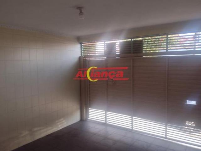 Sobrado 217,71m², com 3 quartos e 1 suíte à venda na Ponte Grande