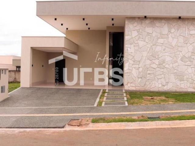 SOBRADO 221,30MT 3 SUITES PORTAL DO SOL GREEN