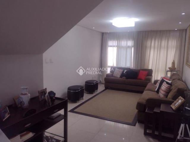 Sobrado 234m², 4 quartos, 1 suíte, 4 vagas Rudge Ramos São Bernardo do Campo SP