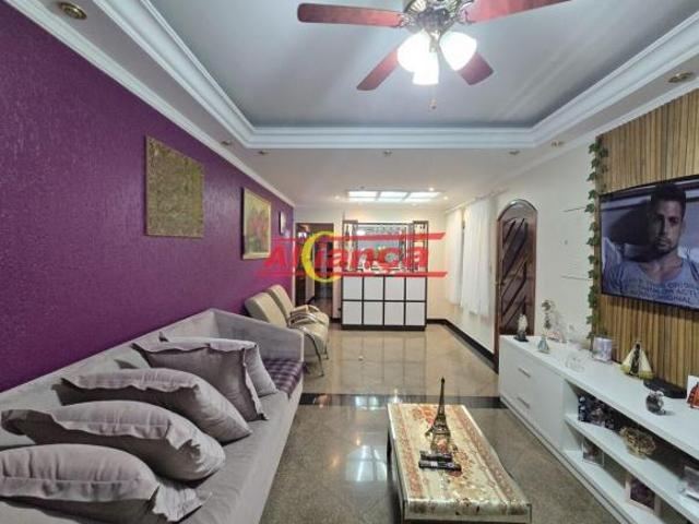 SOBRADO 235M² 4 SUÍTES, 4 VAGAS VILA MILTON GUARULHOS SP