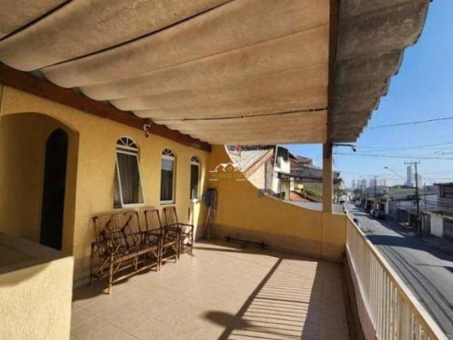 Sobrado 2 Dormitórios 1 Suíte com 2 Vagas no Jardim Stella – Venda e Locação