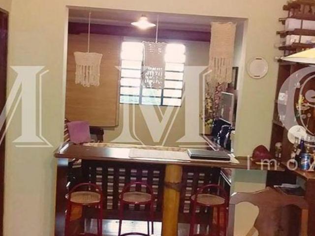 Sobrado, 2 dormitórios, 2 salas, garagem, 3 banheiros, terraço