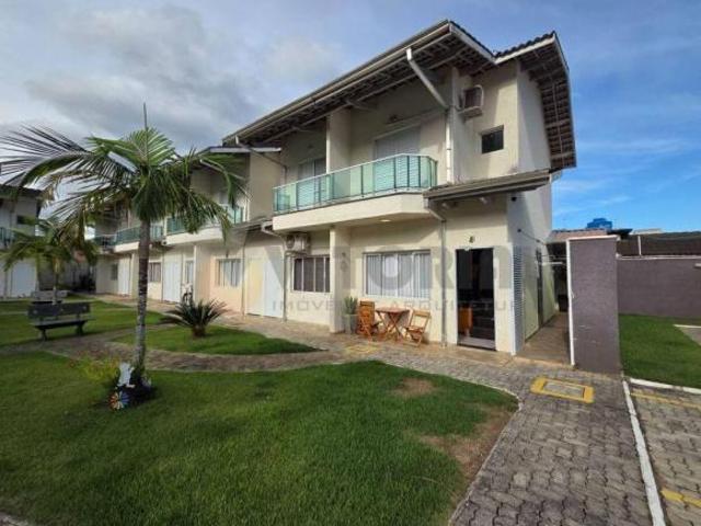 Sobrado 2 dormitórios à venda, 89m² por R$440.000,00 Massaguaçu Caraguatatuba