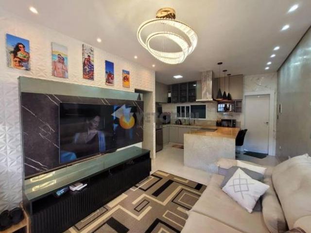 Sobrado 2 dormitórios à venda, 104 m² R$ 590.000 Golfinhos Caraguatatuba/SP
